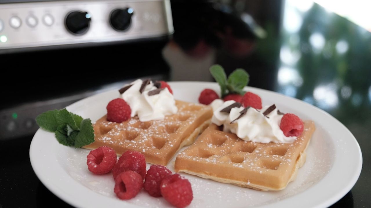 Základní recept na dokonalé wafle, které budete chtít dělat pořád ...
